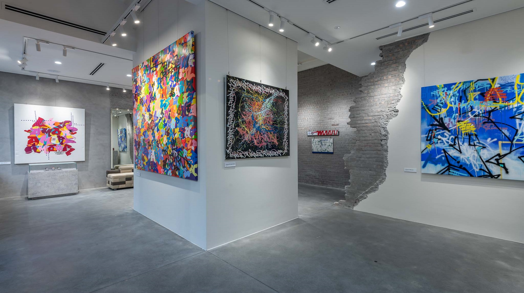 Cyril Kongo Gallery | Công ty Cổ phần Công Nghệ Việt